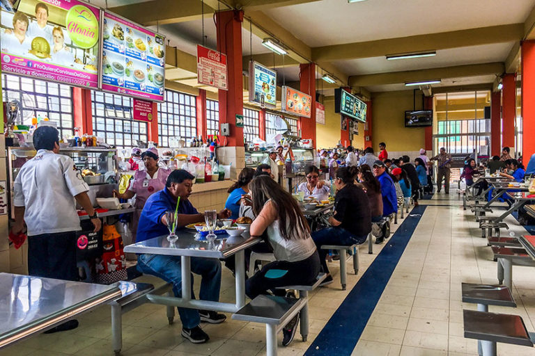 Walking Tour through the Streets of Quito, Ecuador - Wander The Map